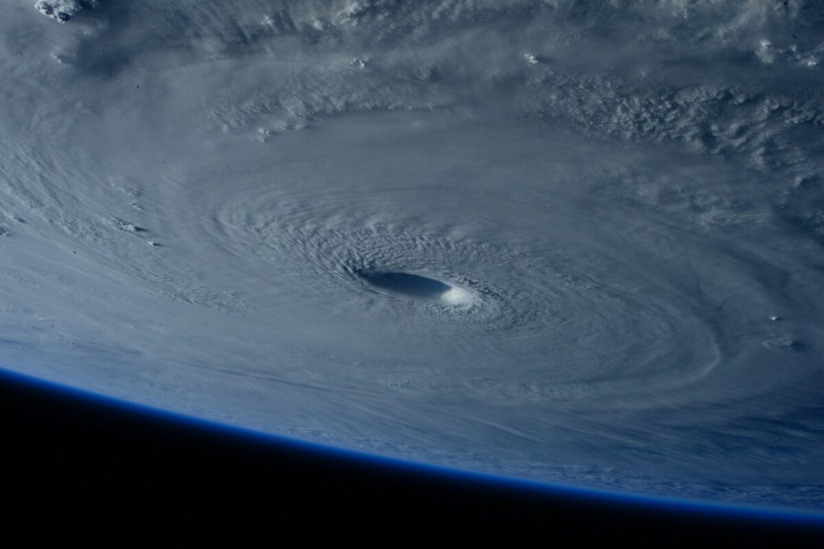 Preparing for the 2026 Hurricane Season – Key OSHA Resources - AGC News